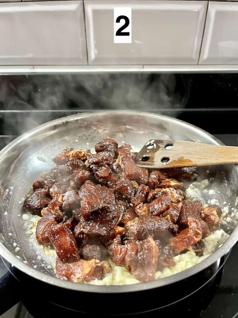 Tau yew bak (Soy sauce braised pork) (Lou bak)