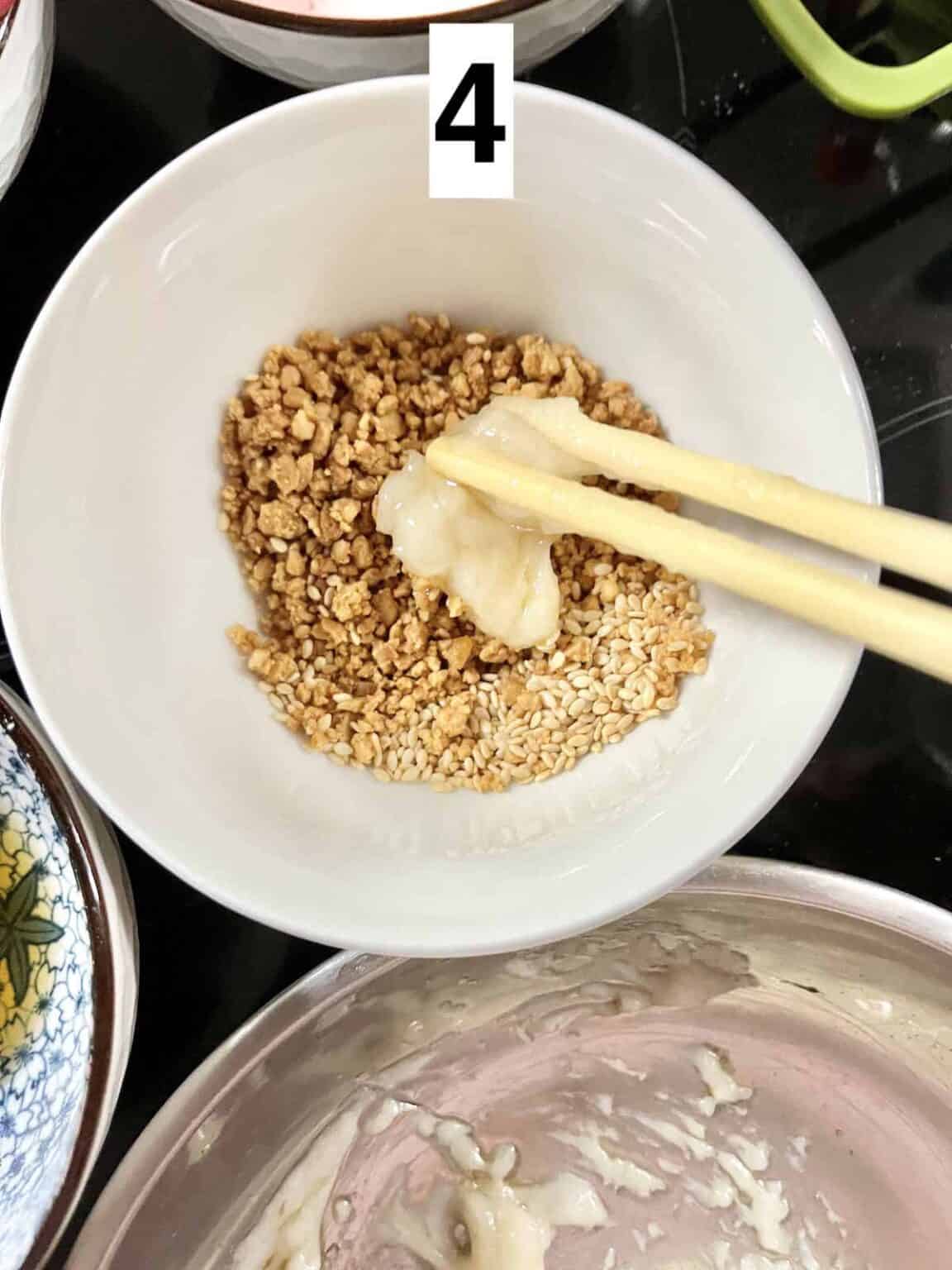 Muah Chee (Peanut Mochi) (5 Methods) - Greedy Girl Gourmet