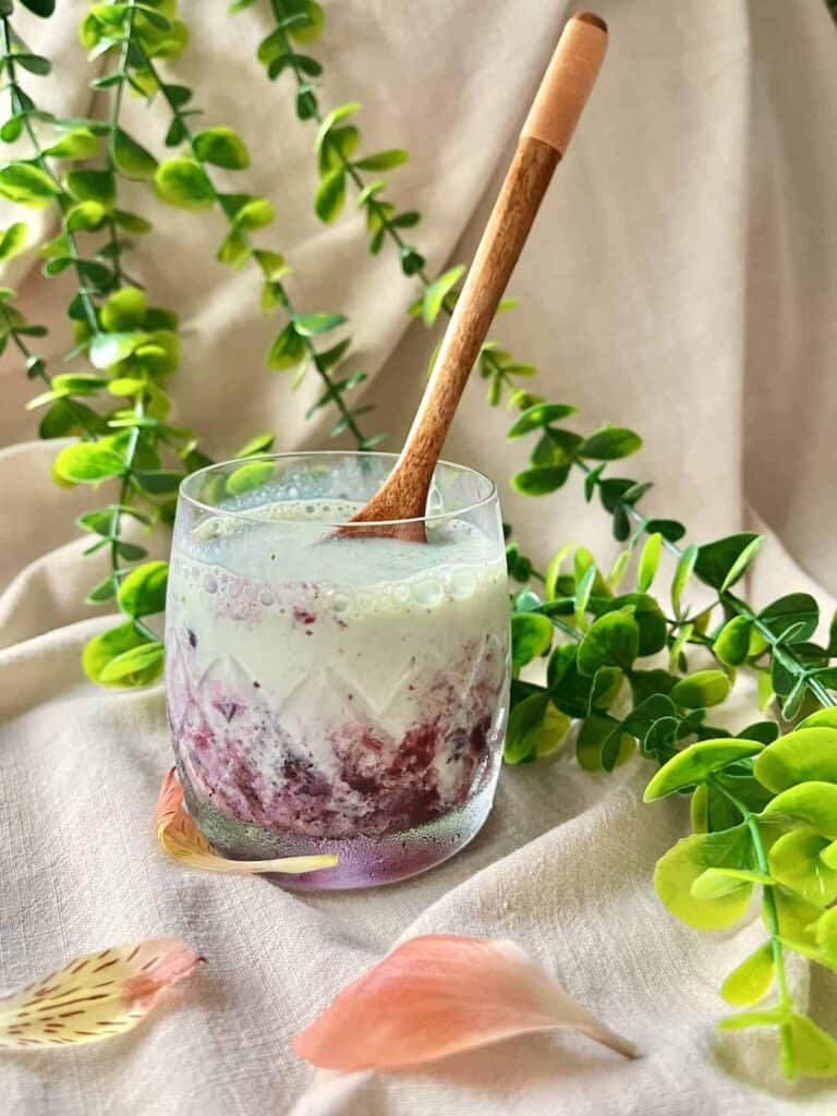 7 Matcha Lattes Spring Drinks - Greedy Girl Gourmet